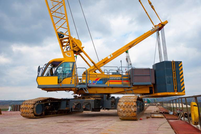 Crawler crane – Hangzhou Ethan Hydraulics Co., Ltd.